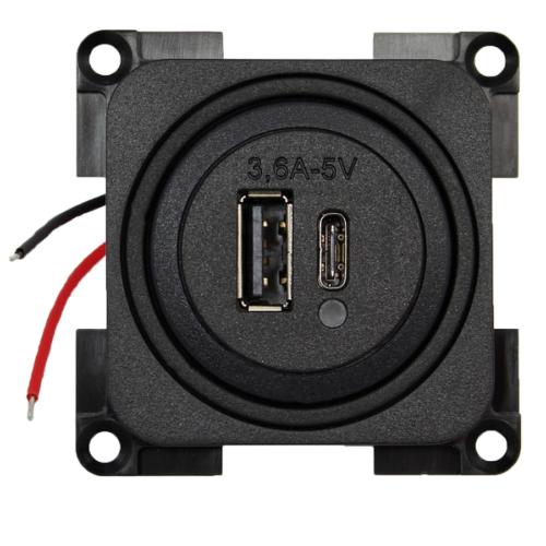 prise usb-a et usb-c noir